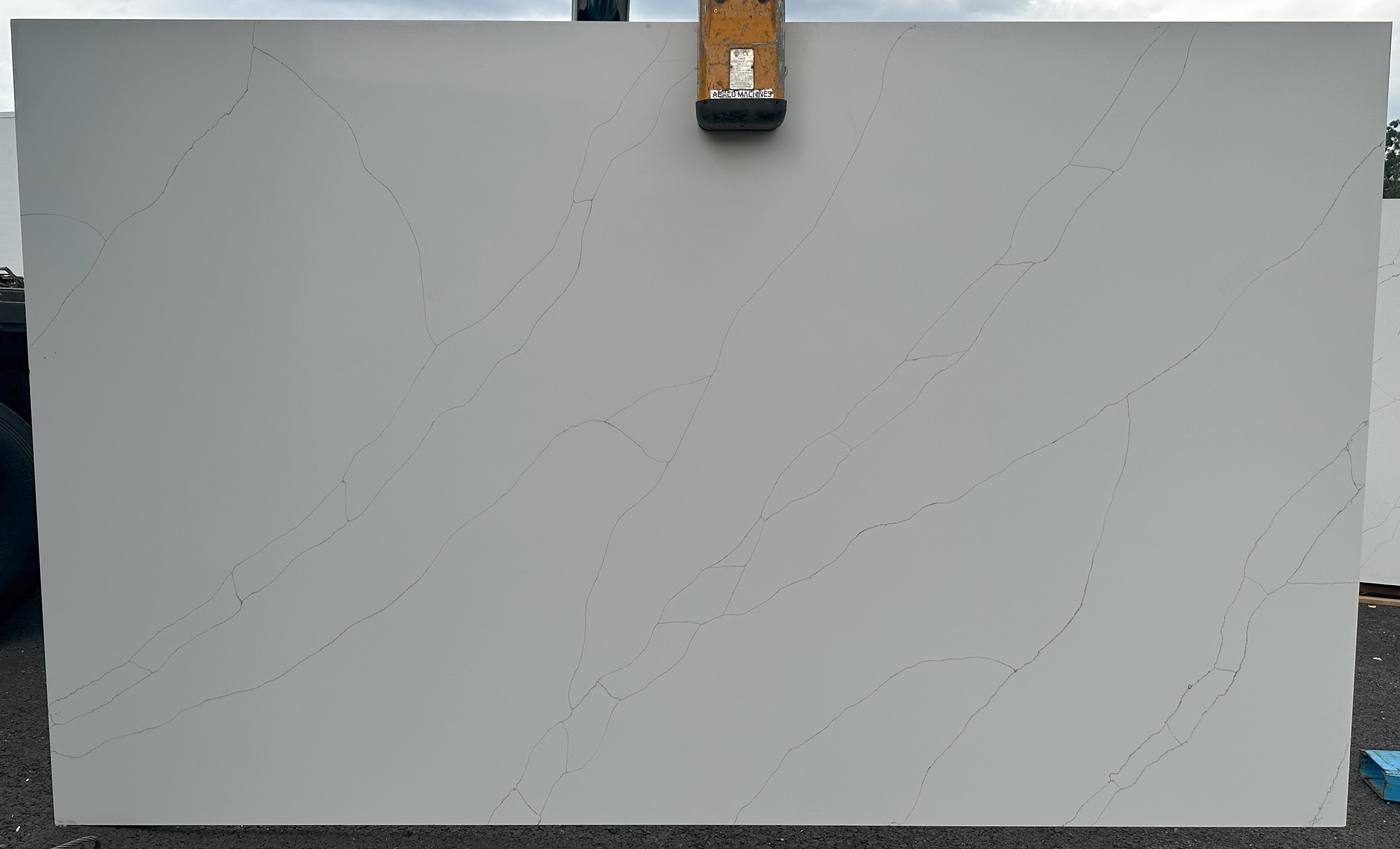 Milan Gold – Esos Countertops & Cabinets